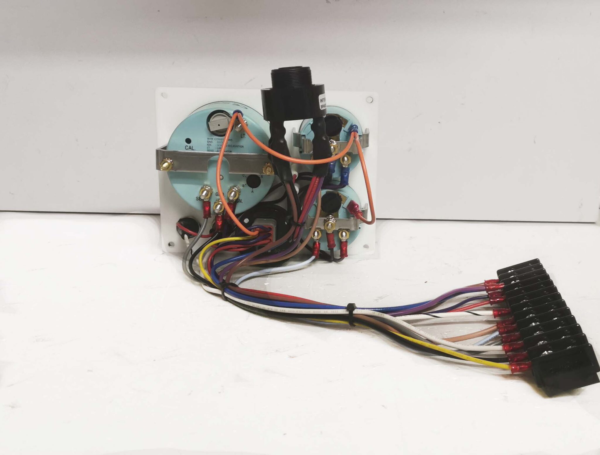 Custom Diesel Engine Electronic Panel | AC DC Marine Inc. Marine ...