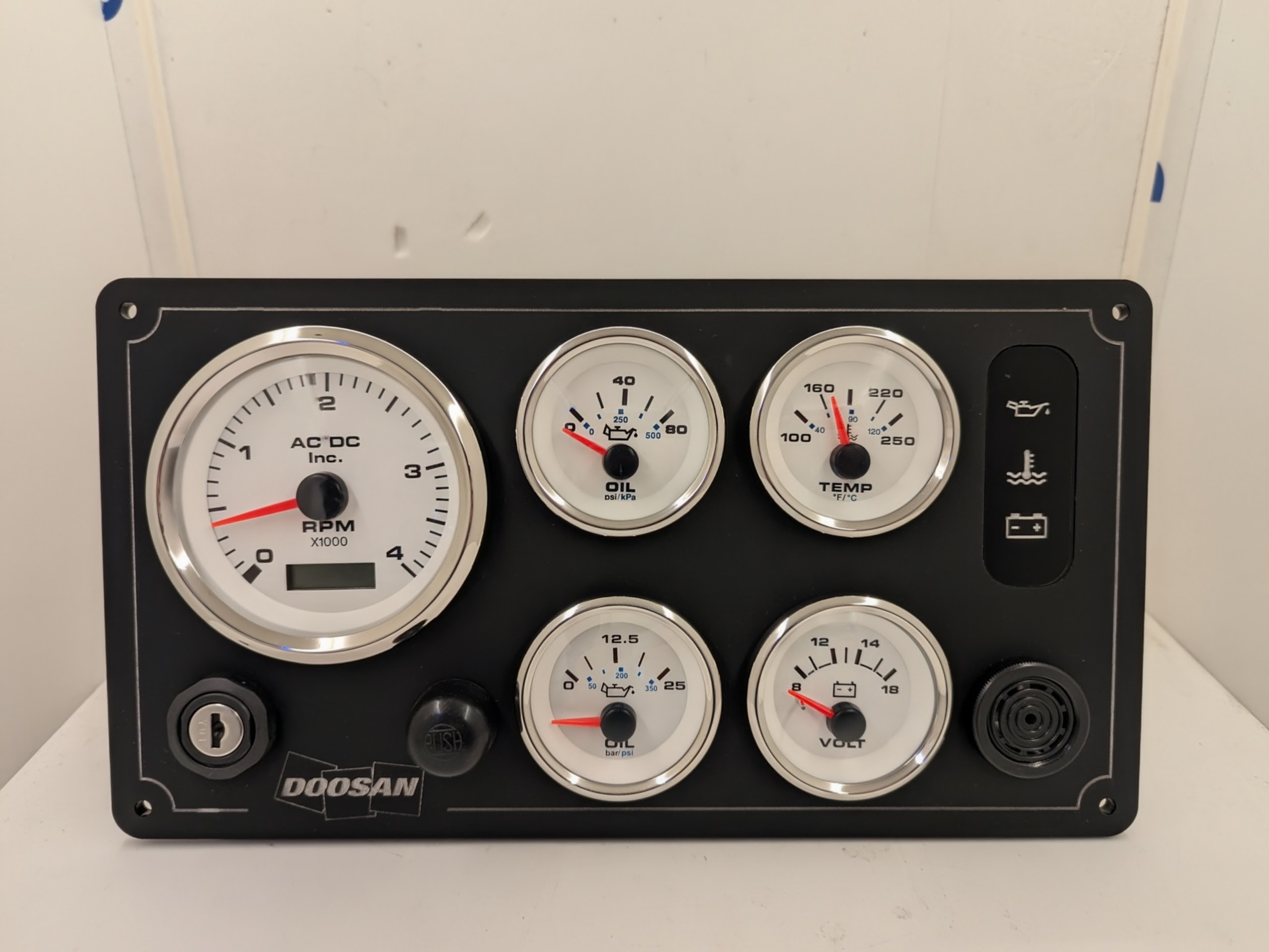 Doosan Diesel Engine Instrument Panel 5 Premier Gauges (Made in USA ...